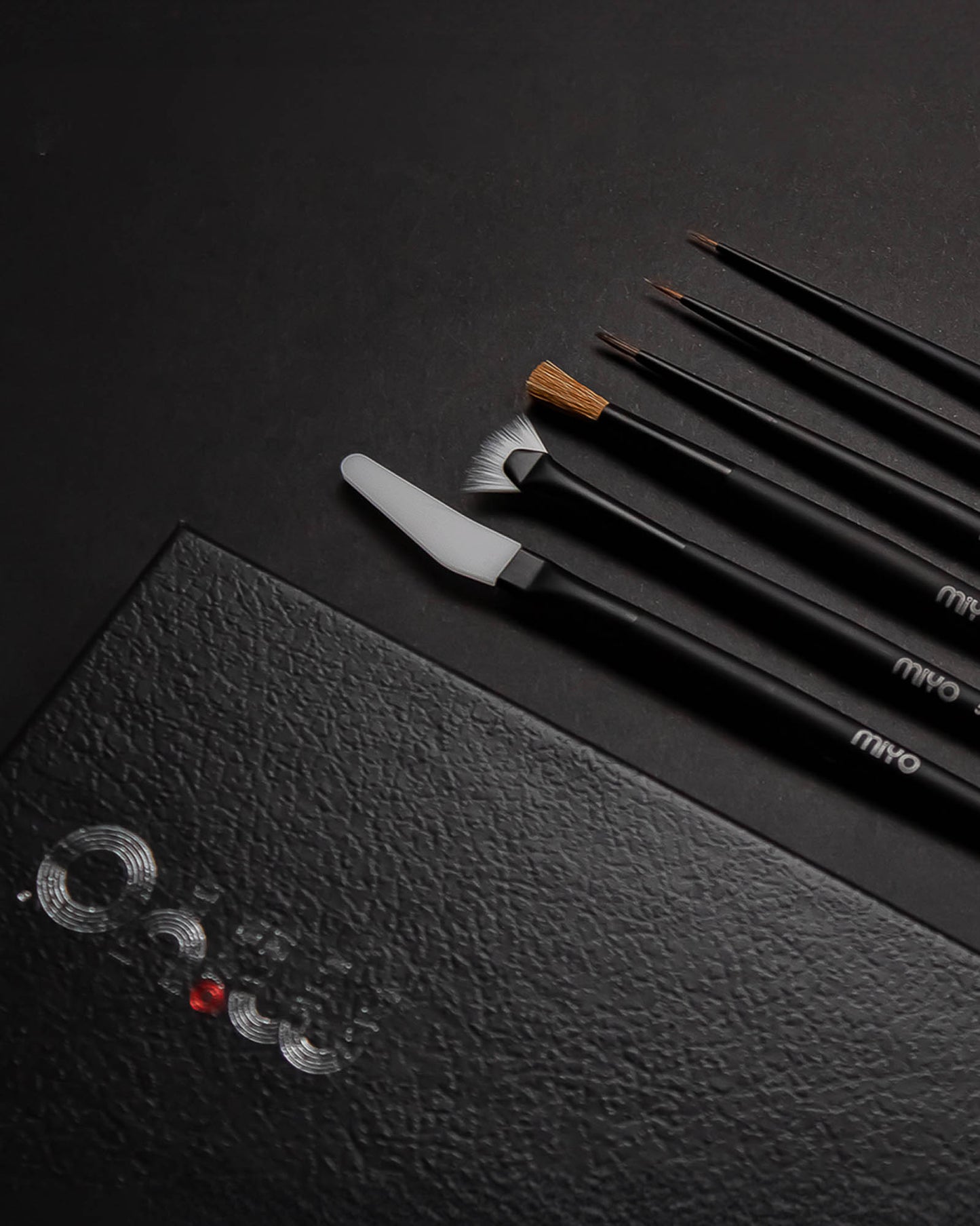 MiYO Brush Kit® | 6 Herramientas para Cerámica Líquida | CLV